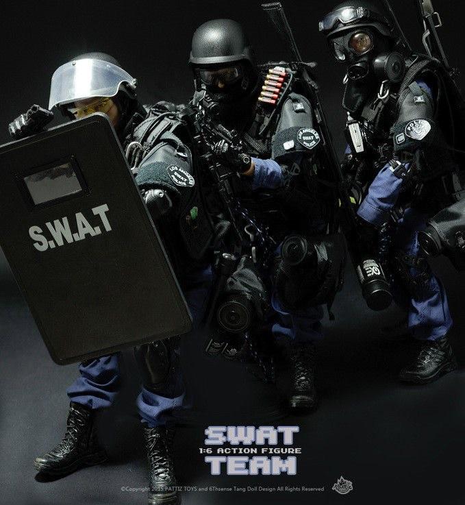 [STOCK] 1/6 Scale SWAT Team Assaulter Breacher Point Man, Hobbies ...