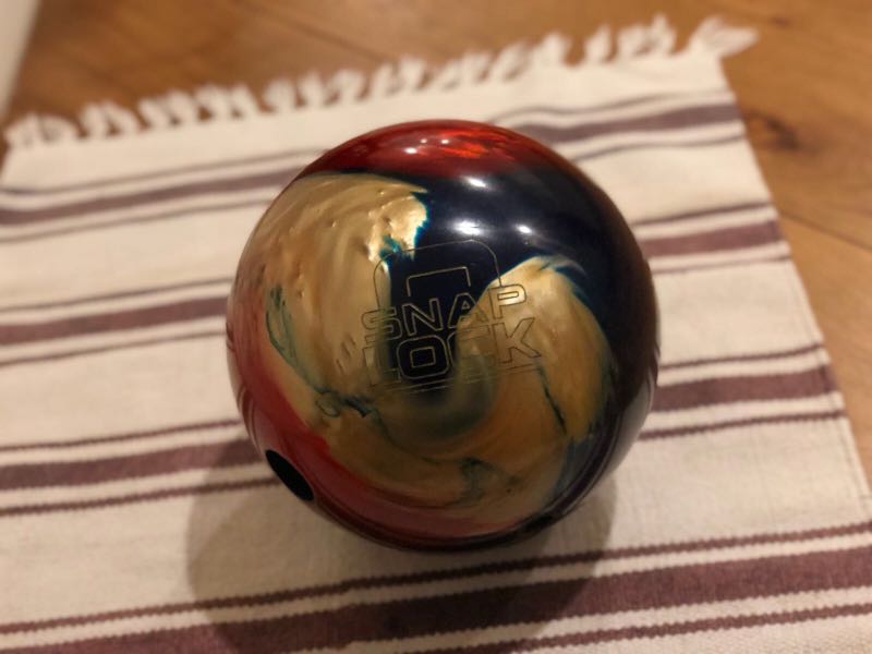 Storm Snap Lock, Sports Equipment, Sports & Games, Billiards & Bowling ...