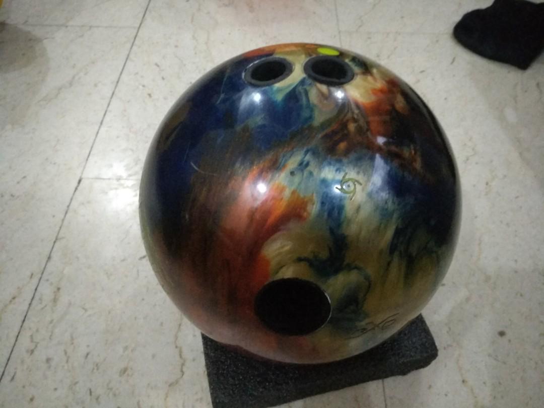 Storm snap lock bowling ball, Sports Equipment, Sports & Games ...