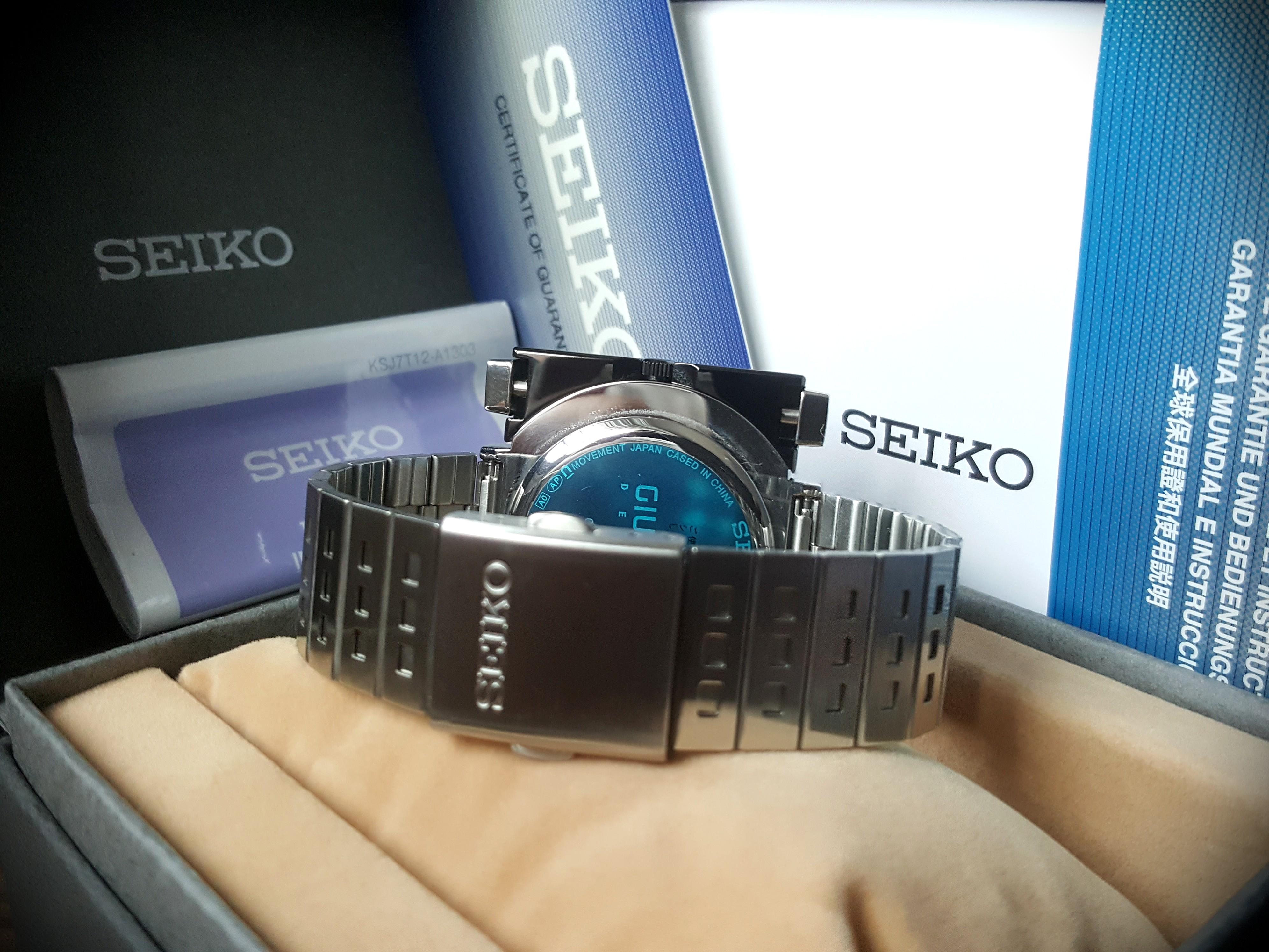 [NOS] Seiko Limited Edition Ripley Spirit Smart (Panda Dial), Luxury ...