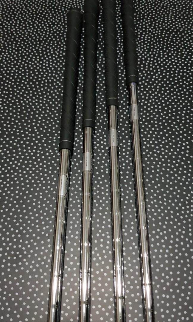 Taylormade RAC r5 irons, Sports Equipment, Sports & Games, Golf on ...