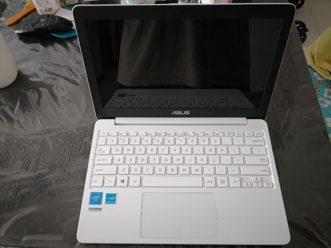Used Notebook ASUS 203N, Computers & Tech, Laptops & Notebooks on Carousell
