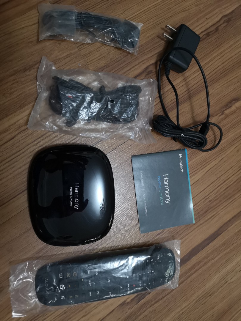 Logitech Harmony Companion + 1 IR blaster + 3 way IR cable, TV & Home Appliances, TV ...