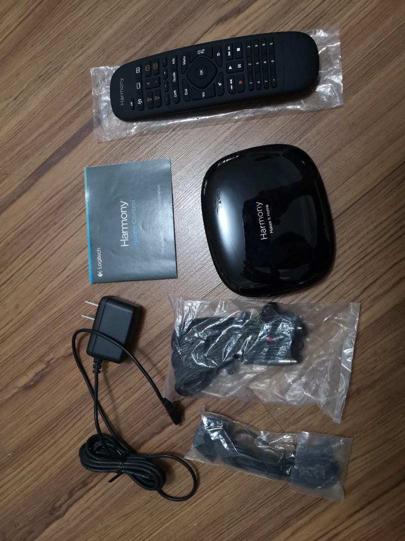 Logitech Harmony Companion + 1 IR blaster + 3 way IR cable, TV & Home ...