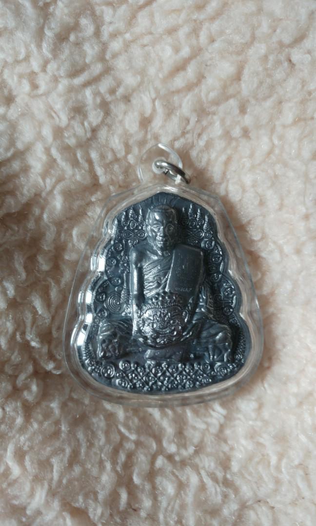 LP Kalong Amulet, Hobbies & Toys, Memorabilia & Collectibles, Religious ...