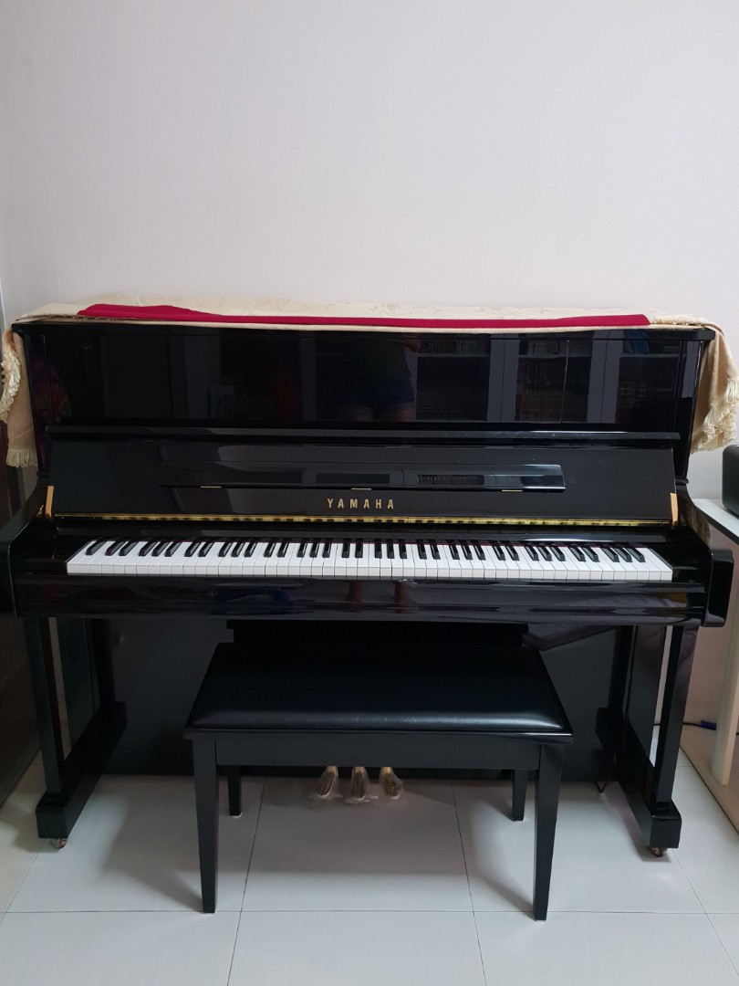 Yamaha Upright Piano U1J, Hobbies & Toys, Music & Media, Musical Instruments on Carousell