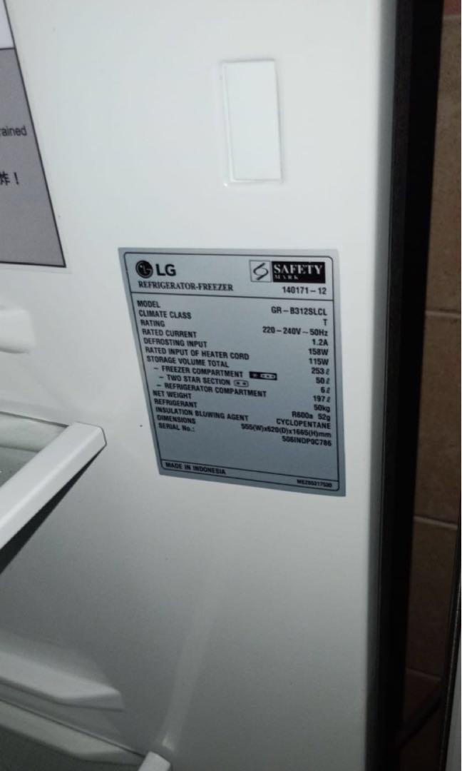 8 mth old LG 2 door Fridge, TV & Home Appliances, Kitchen Appliances ...