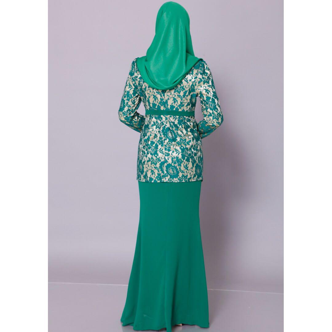 Damia Modern Kebaya Emerald Green, Women's Fashion, Dresses & Sets ...