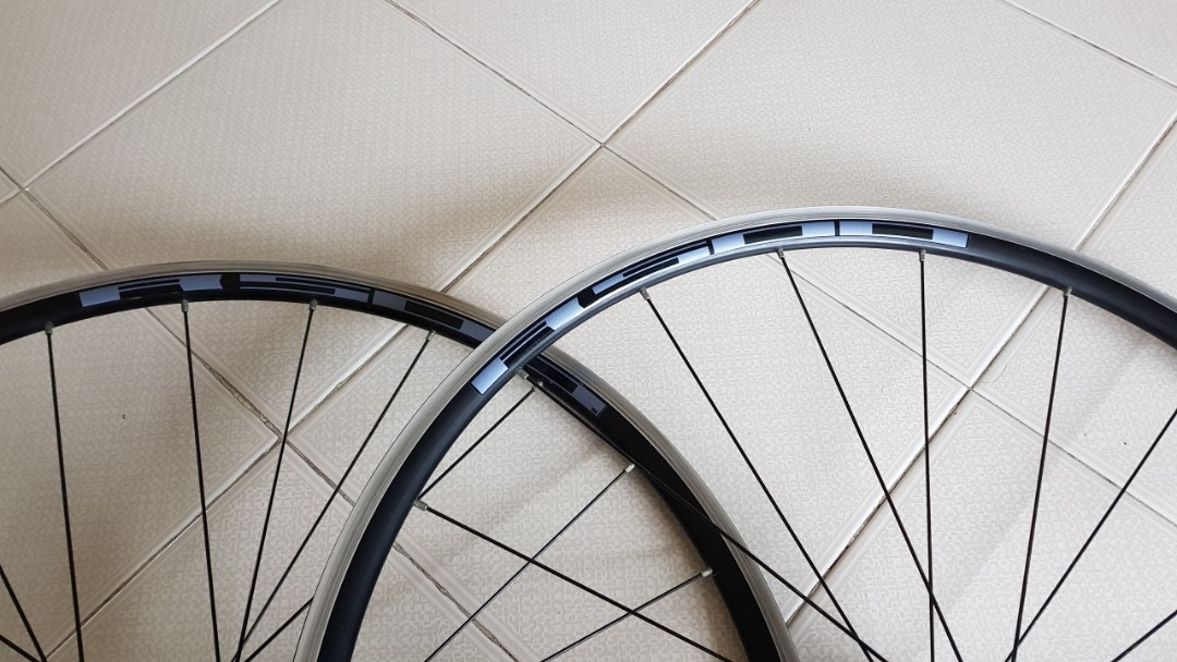 Shimano R500 Wheelset, Sports Equipment, Bicycles & Parts, Bicycles on ...