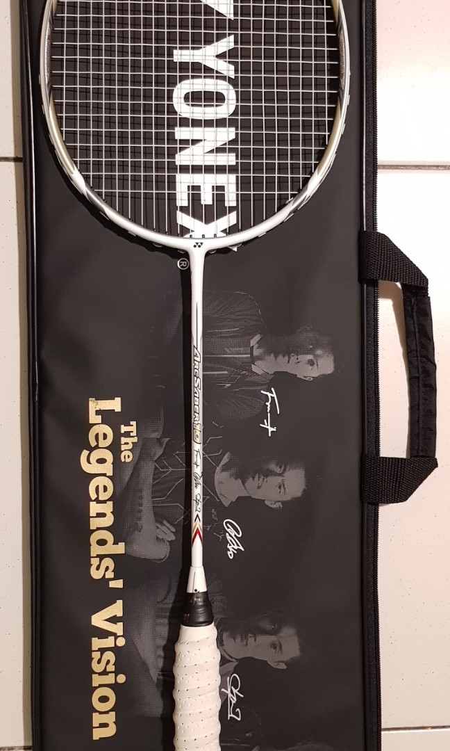 Yonex ArcSaber 10 Peter Gade Legends Edition, Sports Equipment, Sports ...
