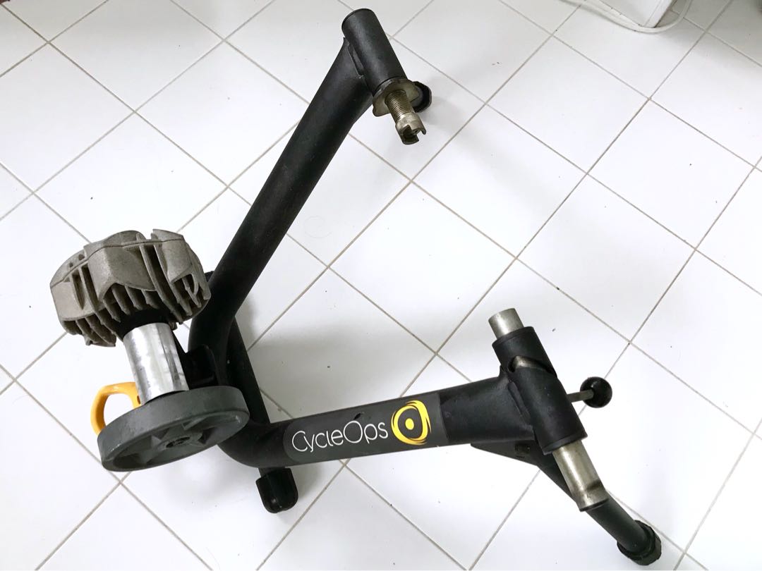 CycleOps Fluid 2 Trainer, Sports Equipment, Bicycles & Parts, Bicycles ...