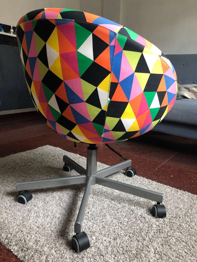 Round Swivel Lounge Chair, Furniture & Home Living, Furniture, Chairs ...