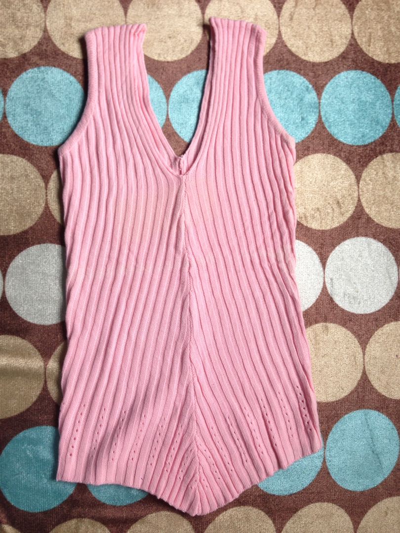 Sleeveless, Women's Fashion, Tops, Sleeveless on Carousell