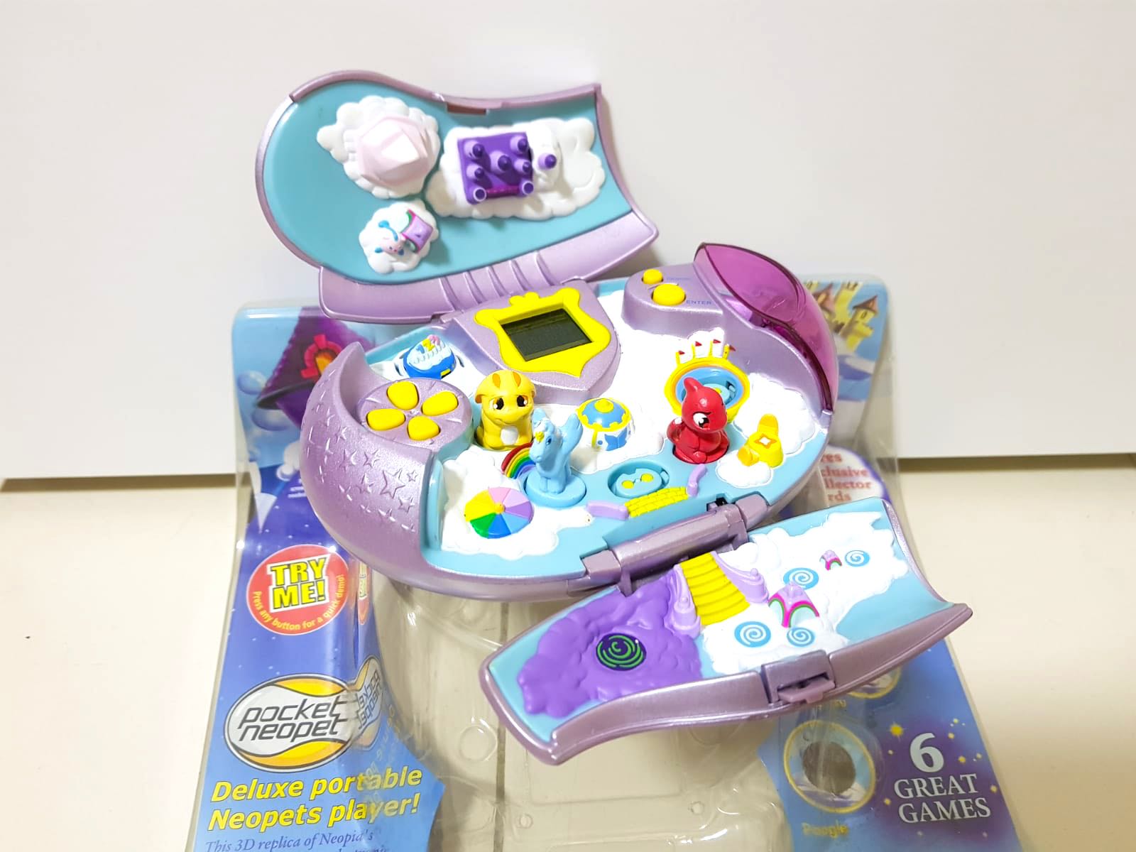 Still working! Deluxe Pocket Neopets, Video Gaming, Video Game Consoles ...