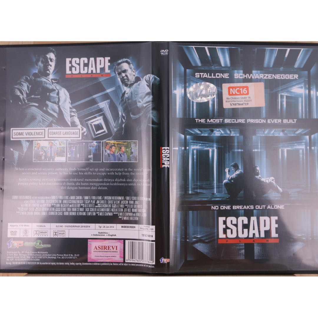Escape Plan DVD Stallone Schwarzenegger, Hobbies & Toys, Music & Media ...