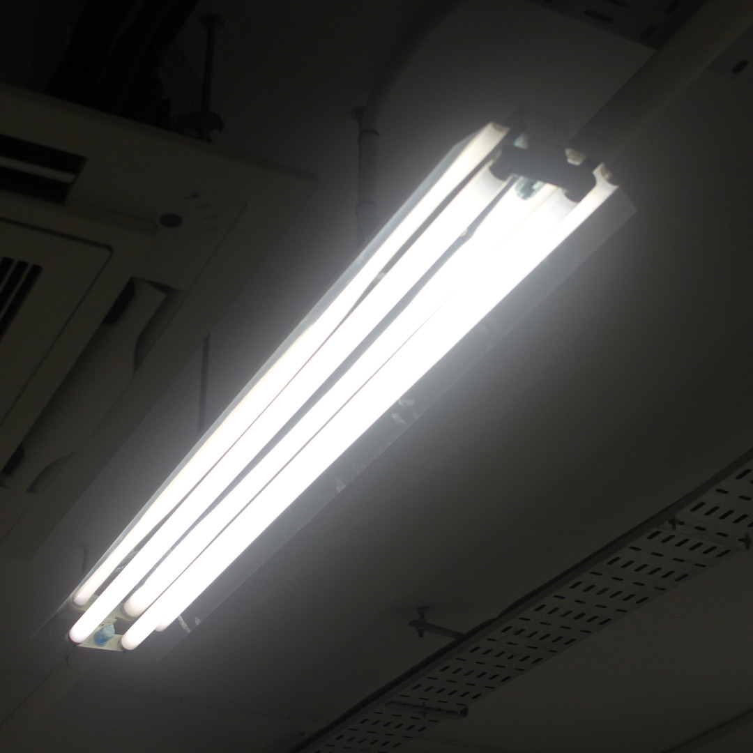 General Purpose Fluorescent Industrial Strip Light with Reflector ...