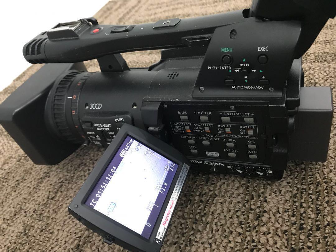 Panasonic HMC 152, Photography, Video Cameras on Carousell