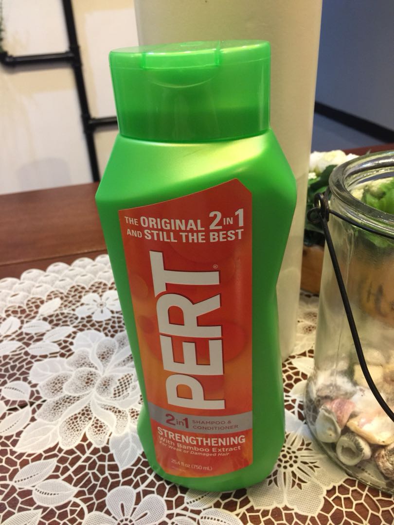 Pert 2-in-1 Shampoo & Conditioner 750mL, Beauty & Personal Care, Hair on Carousell