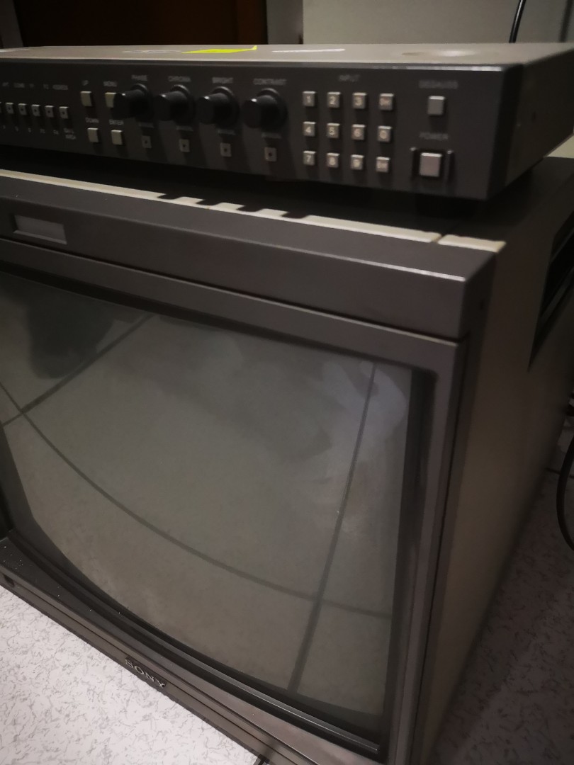 Sony BVM D20F1E - CRT for RGB Retro Gaming, TV & Home Appliances, TV ...