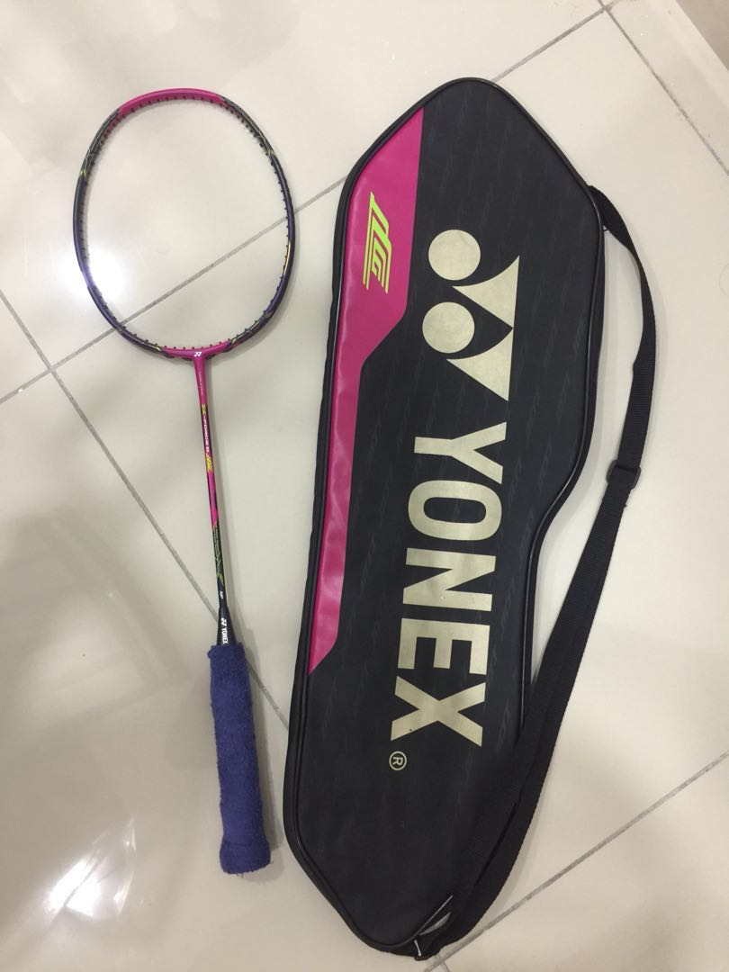 Yonex Voltric Z Force 2 lcw, Sports Equipment, Sports & Games, Racket ...