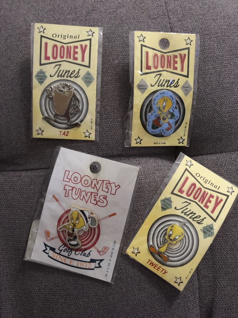 Looney Tunes Pins, Hobbies & Toys, Memorabilia & Collectibles, Vintage ...
