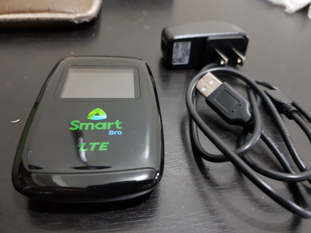 Smart Bro LTE pocket wifi, TV & Home Appliances, TV & Entertainment ...