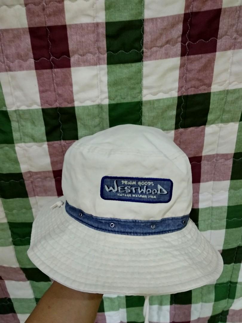 Topi rimba Westwood, Fesyen Pria, Aksesoris, Topi di Carousell