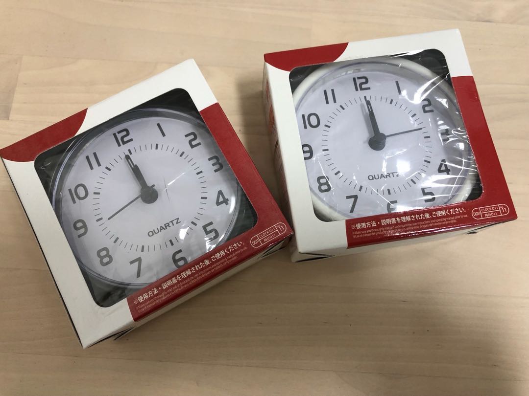 Daiso Alarm Clock, Furniture & Home Living, Home Decor, Wall Decor on ...