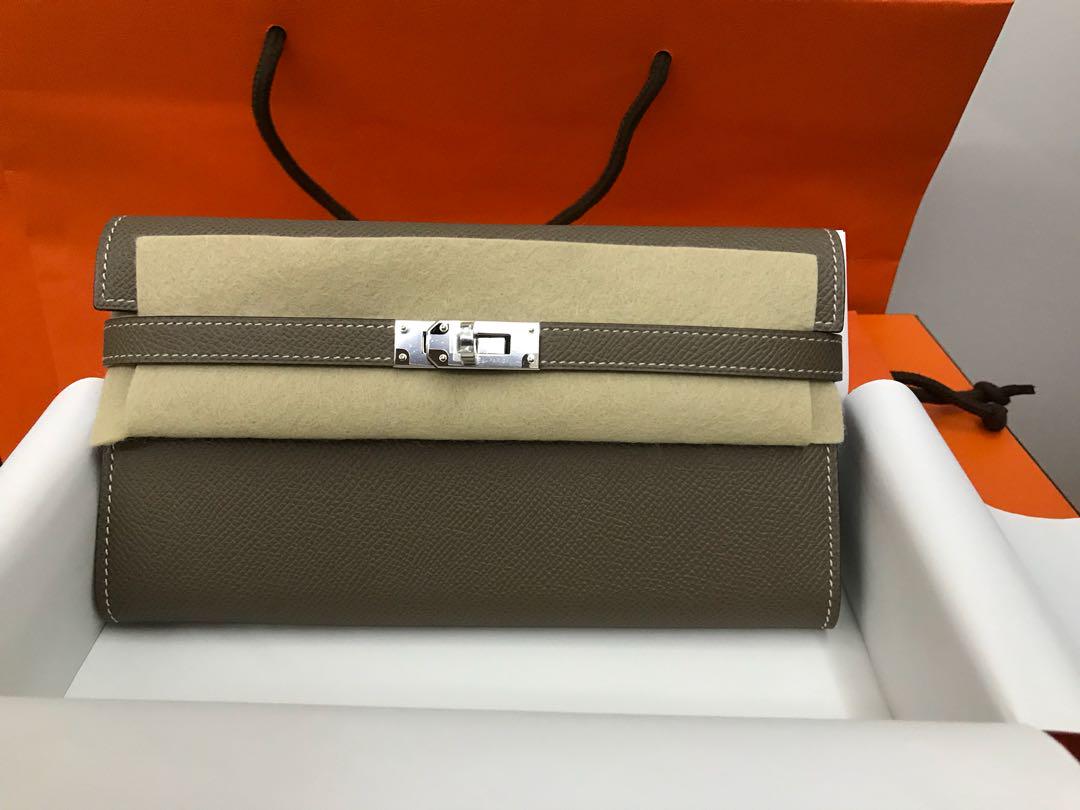 Hermès Kelly Classic wallet (Etoupe color in Epsom leather), Luxury ...
