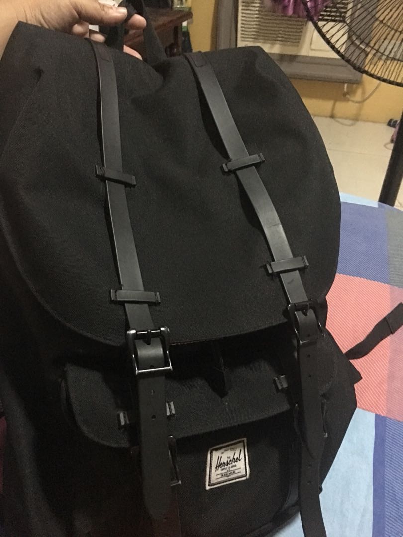 Herschel Plain Black Backpack, Men's Fashion, Bags, Backpacks on Carousell