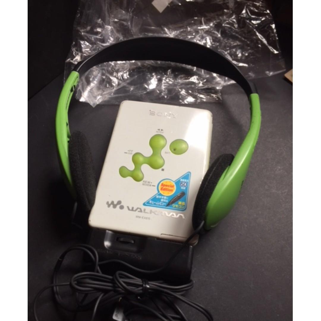 SONY WALKMAN GROOVE CASSETTE PLAYER WM-615.. Super Sound. Working Great., Audio, Portable Music ...