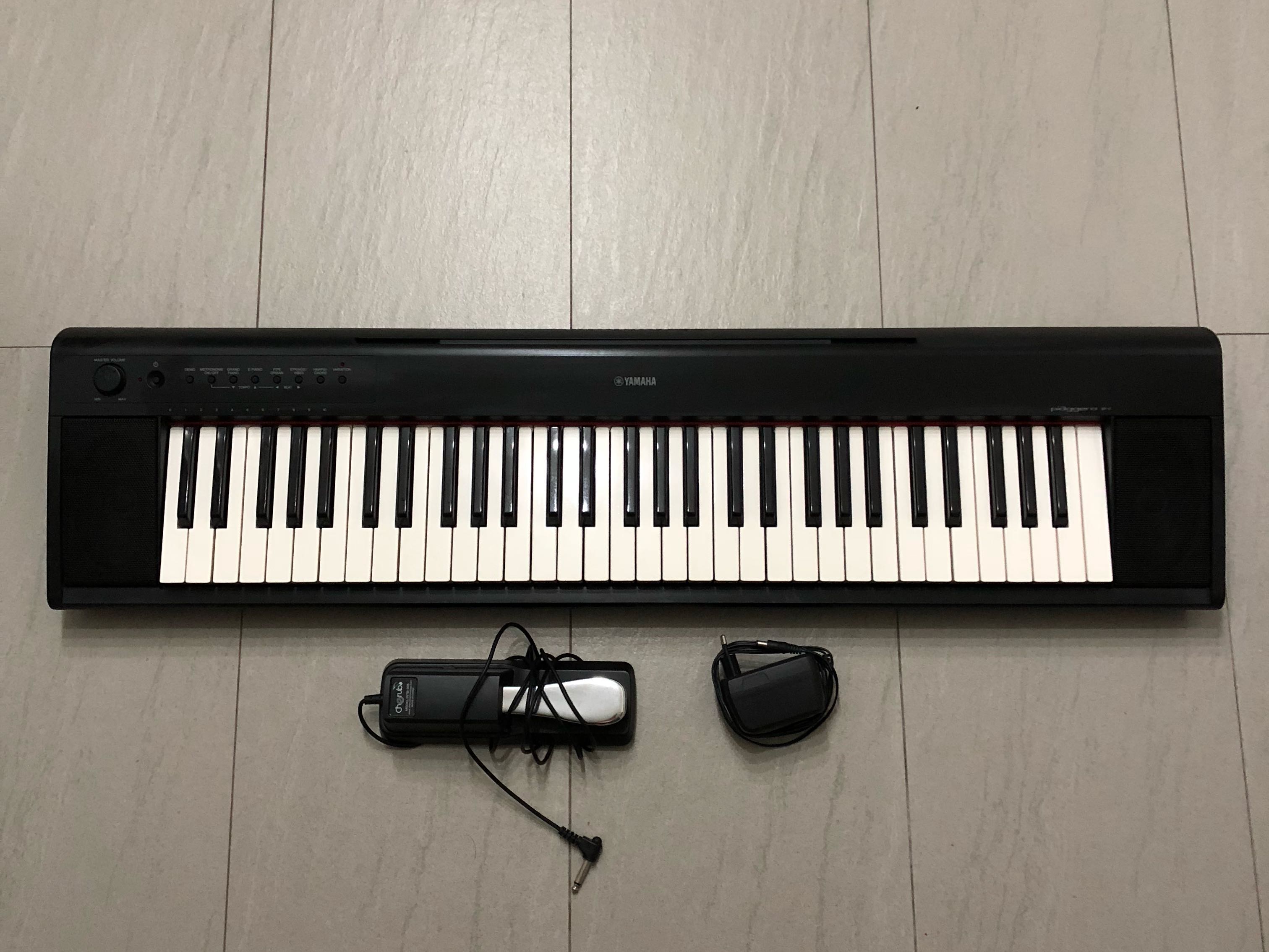 Yamaha NP11, Hobbies & Toys, Music & Media, Musical Instruments on ...