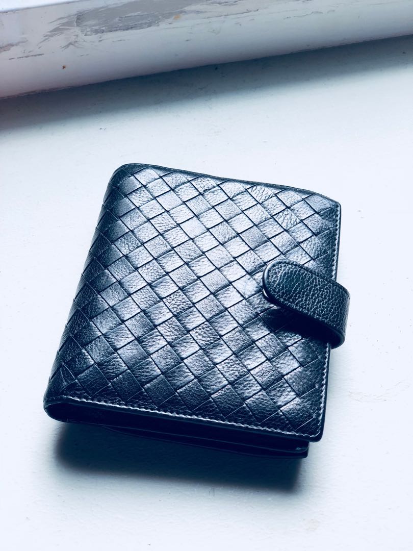 Bottega Veneta wallet, Men's Fashion, Watches & Accessories, Wallets ...