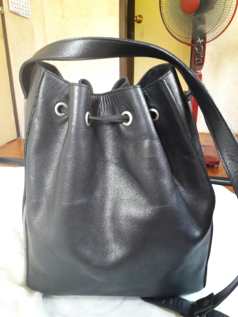 CESTI COLLECTION Genuine Leather Black Drawstring Bucket Bag, Women's ...
