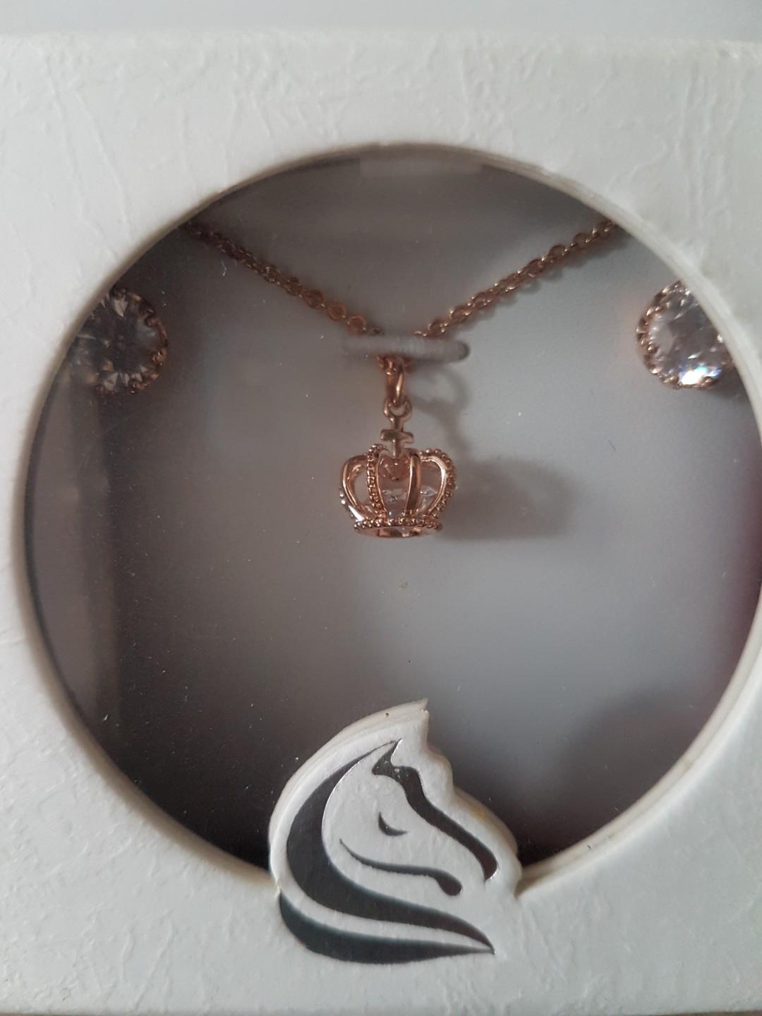 Pica Lela Crown Necklace And Earrings Set Women S Fashion Jewelry