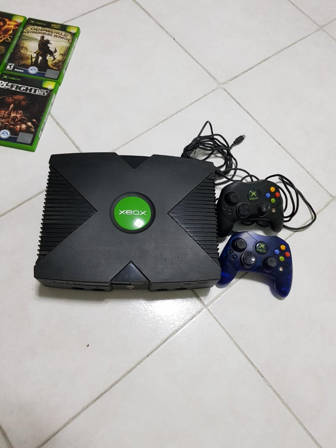 Xbox classic unmodded with 7 games, Video Gaming, Gaming Accessories ...