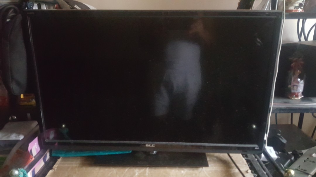 ATC 28 inch led tv, TV & Home Appliances, TV & Entertainment, TV on ...