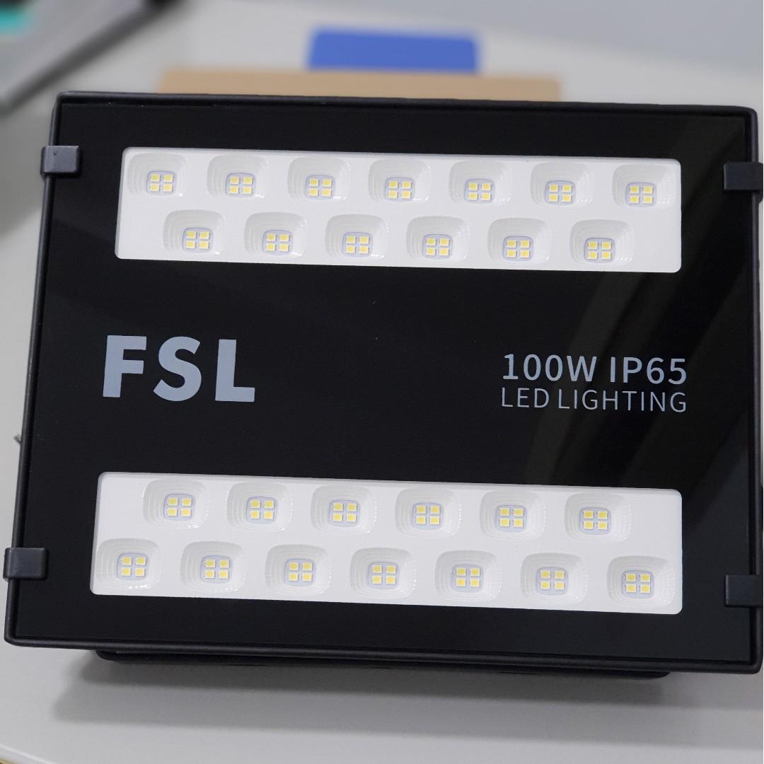 [FSL] [100Watt] LED FLOOD LIGHT (WHITE) [IP65], Furniture & Home Living ...