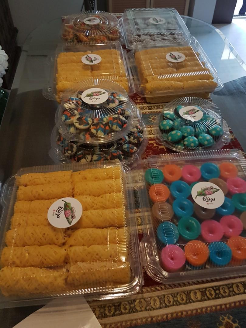 malay kuih / roti kirai, Food & Drinks, Local Eats on Carousell