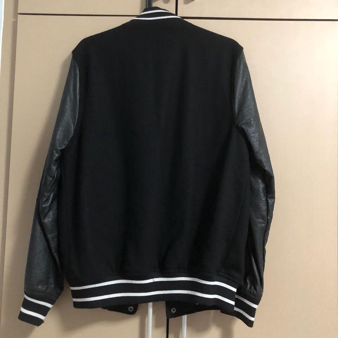 Uniqlo baseball jacket, Men's Fashion, Coats, Jackets and Outerwear on ...