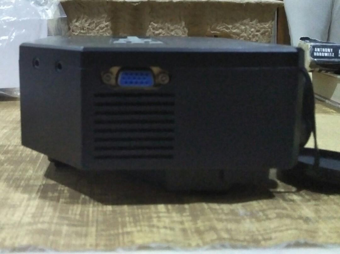 Used projector, TV & Home Appliances, TV & Entertainment, Projectors on ...