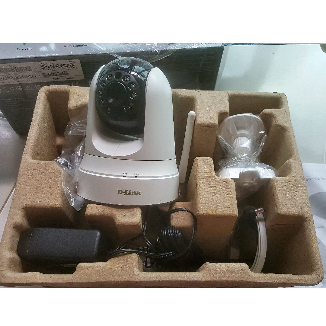 DLink DCS-5020L - Cloud Wireless PTZ Infrared IP Camera, Furniture ...