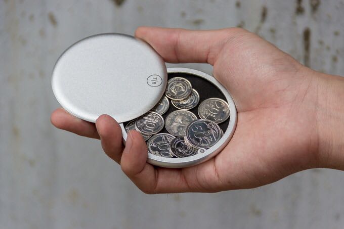 Metal Coin Holder, Men's Fashion, Watches & Accessories, Wallets & Card ...