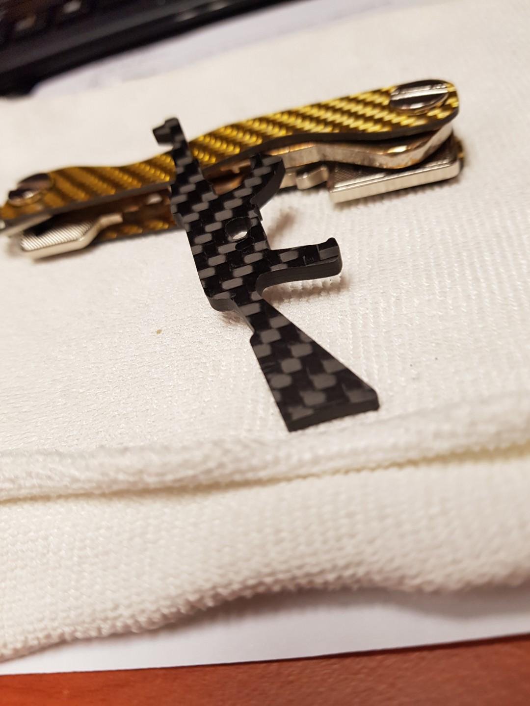 OEM Customised Pure Carbon Fiber AK47 keychain / Keyring CF Carbonfiber ...