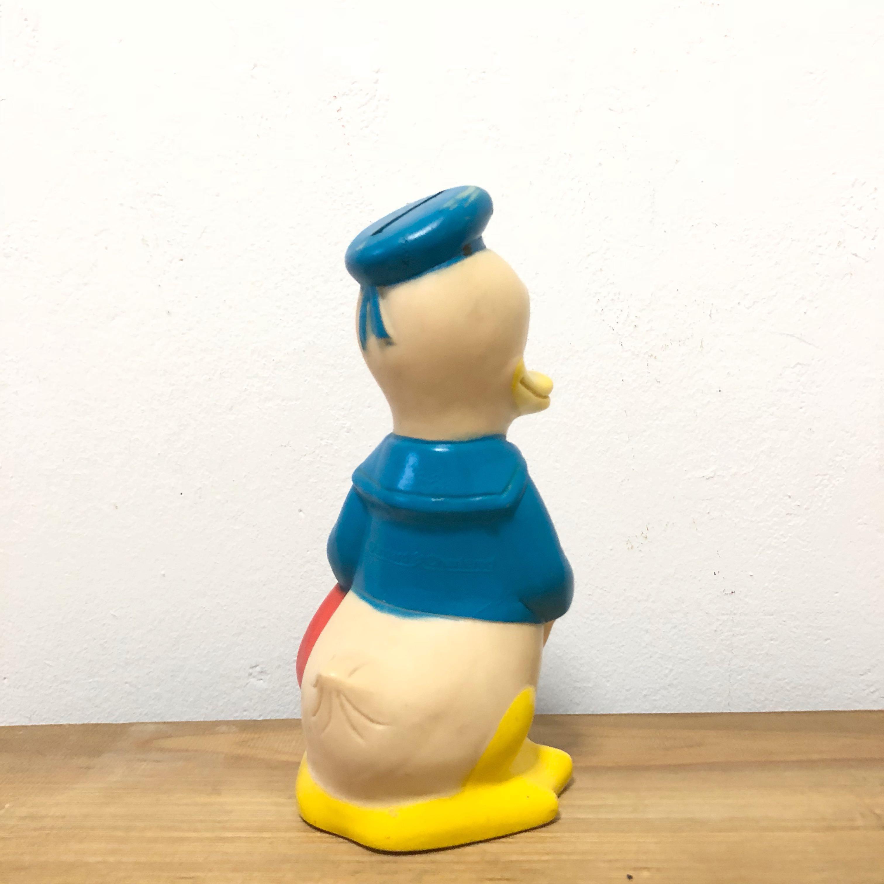 Vintage standard chartered bank plastic Donald Duck coin bank, Hobbies ...