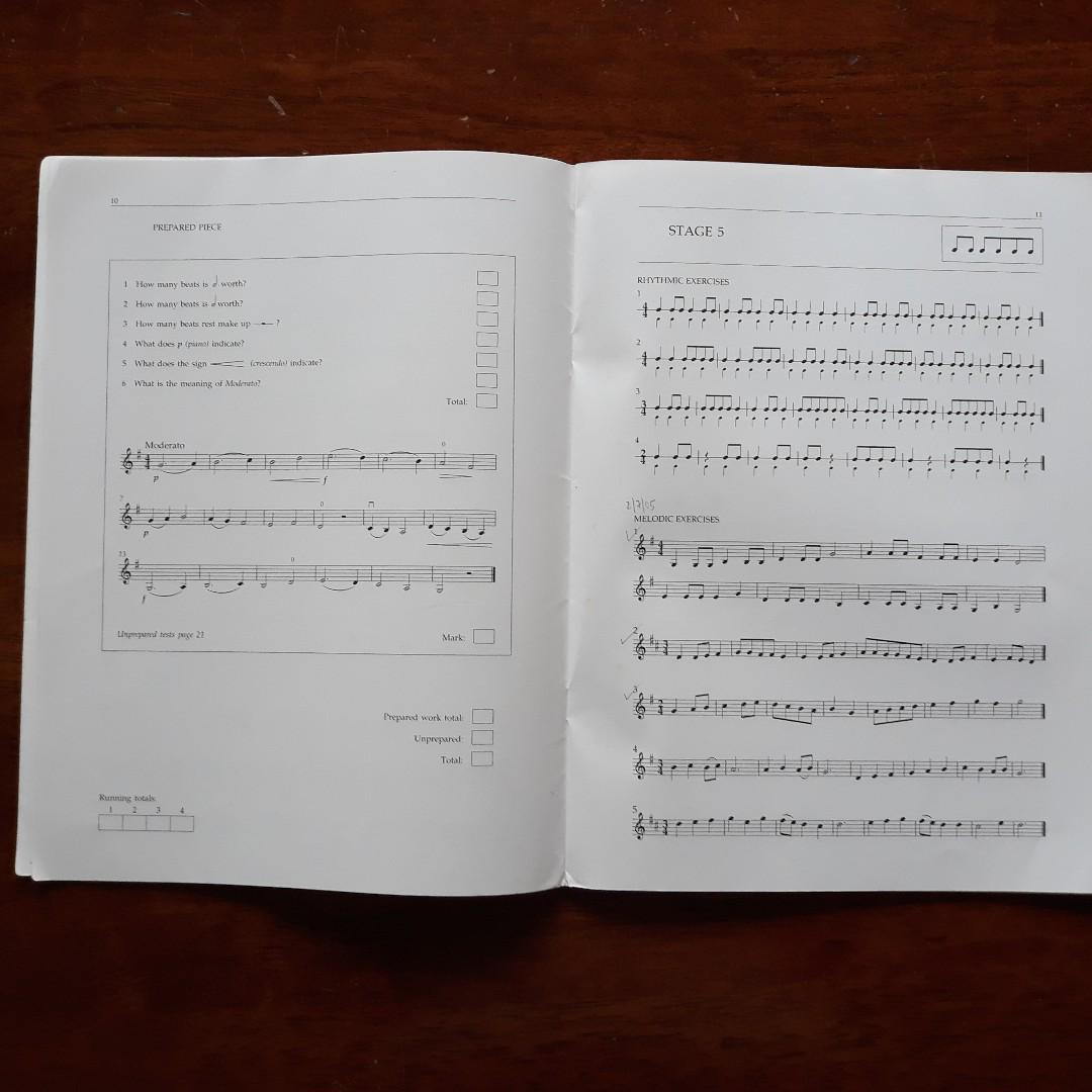 Violin Sight-Reading Grade 1, Hobbies & Toys, Books & Magazines ...