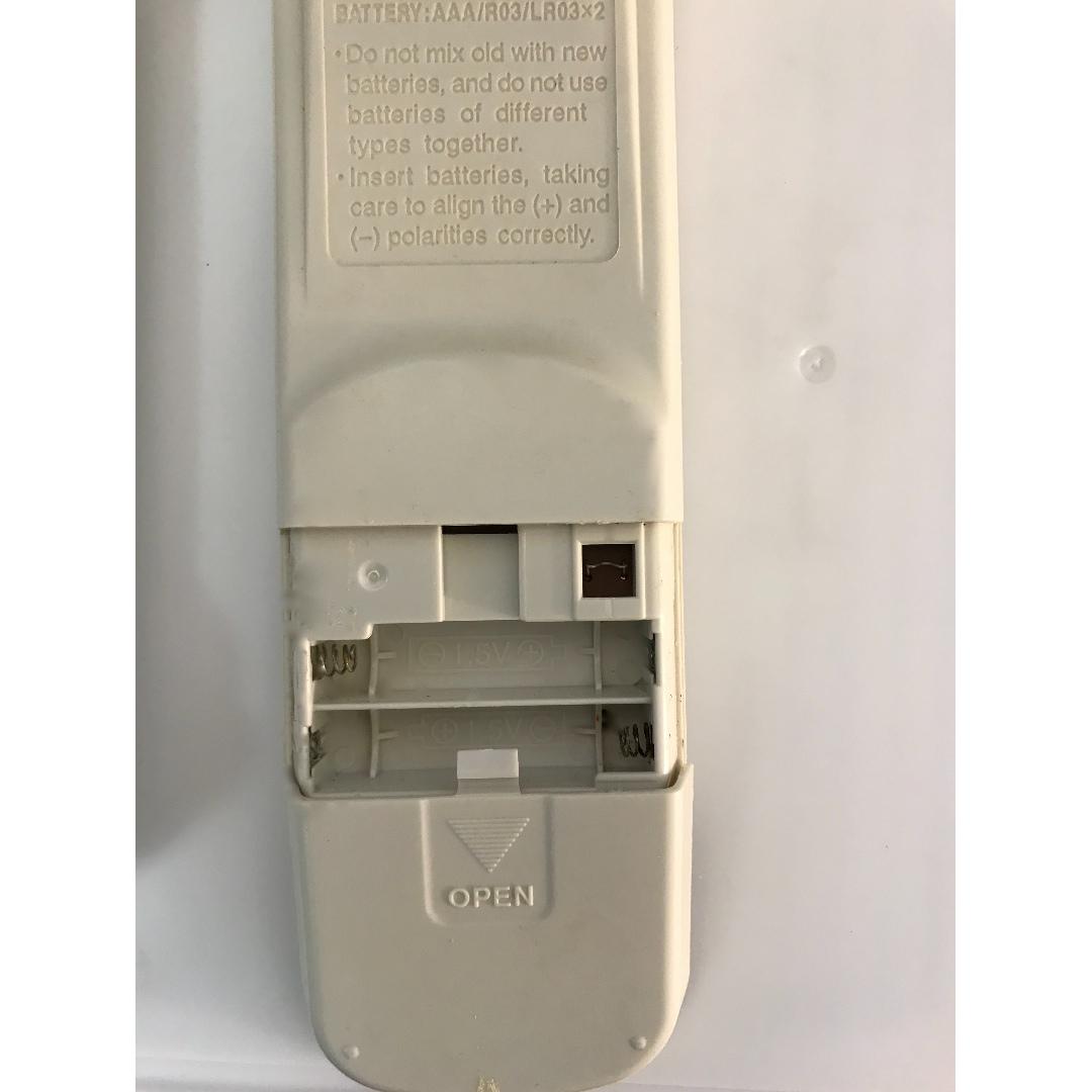 FUJITSU INVERTER AIR-CON FANCOIL REMOTE CONTROL UNIT, TV & Home ...