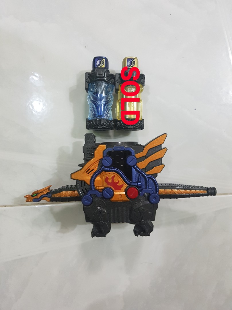 Kamen Rider Build - Cross-Z Dragon/Lock Full Bottle/Rabbit Tank ...