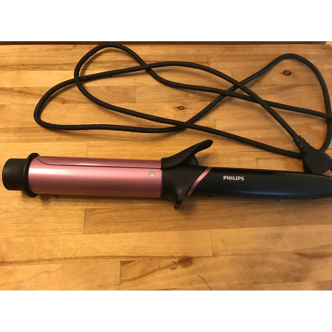 Philips hair curler, Beauty & Personal Care, Hair on Carousell