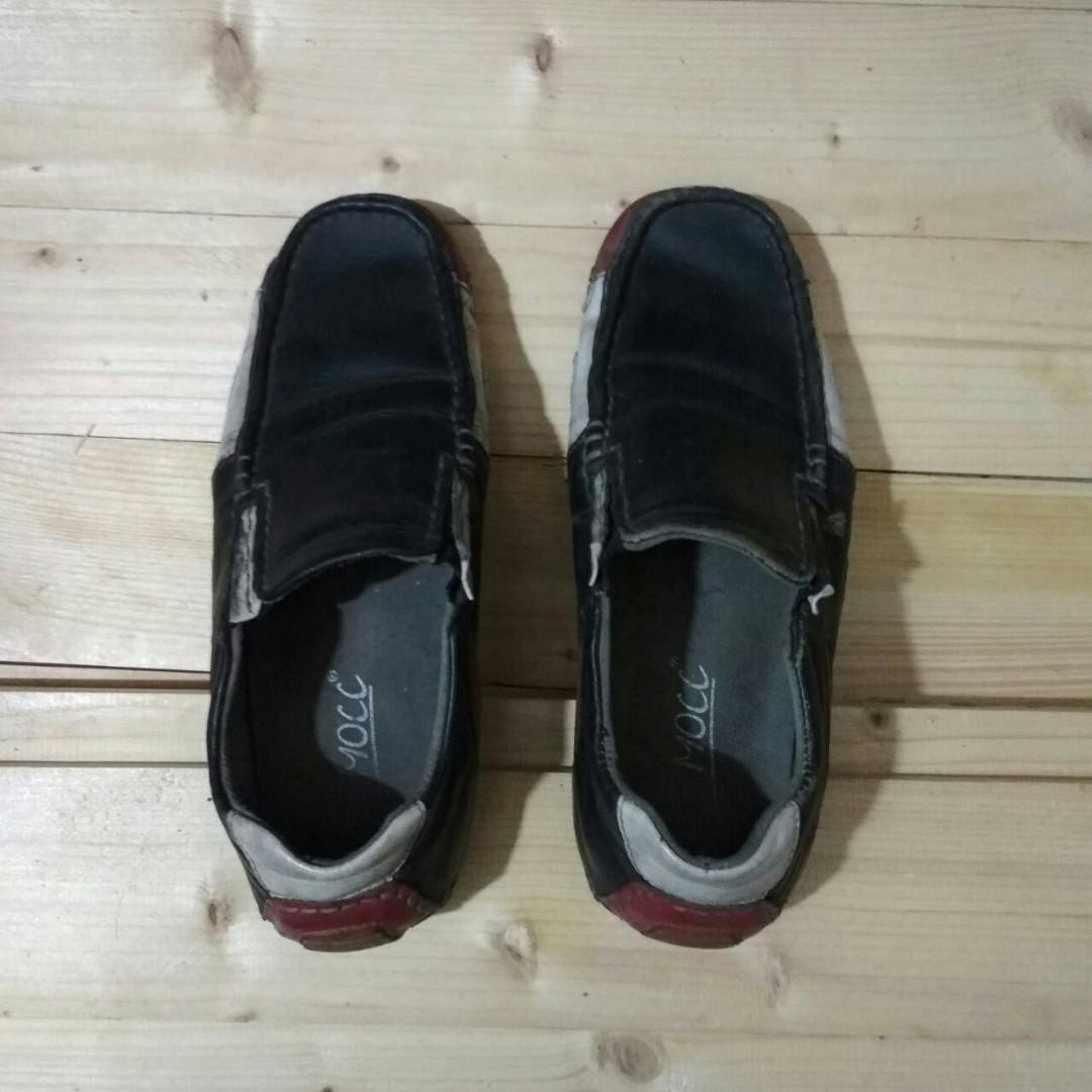 Sepatu uk 41 tuker tambah apa saja, Fesyen Pria, Sepatu di Carousell